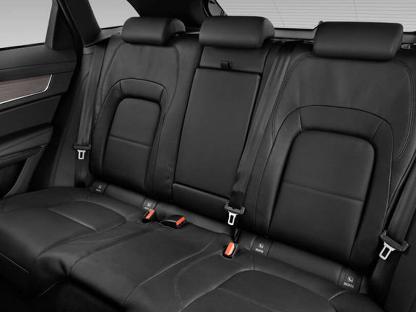 Jaguar F-Pace F Pace 5.0L V8 SVR (550 PS) 2026 Price in UAE | Specs ...