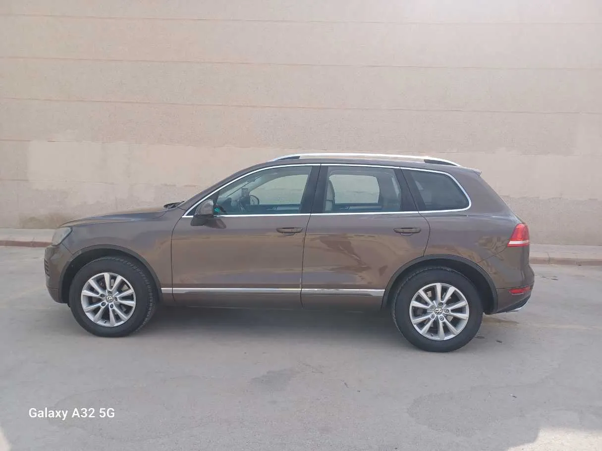 Volkswagen Touareg for sale: SAR 34,000 - 188,843 KM, 2014 | CarSwitch