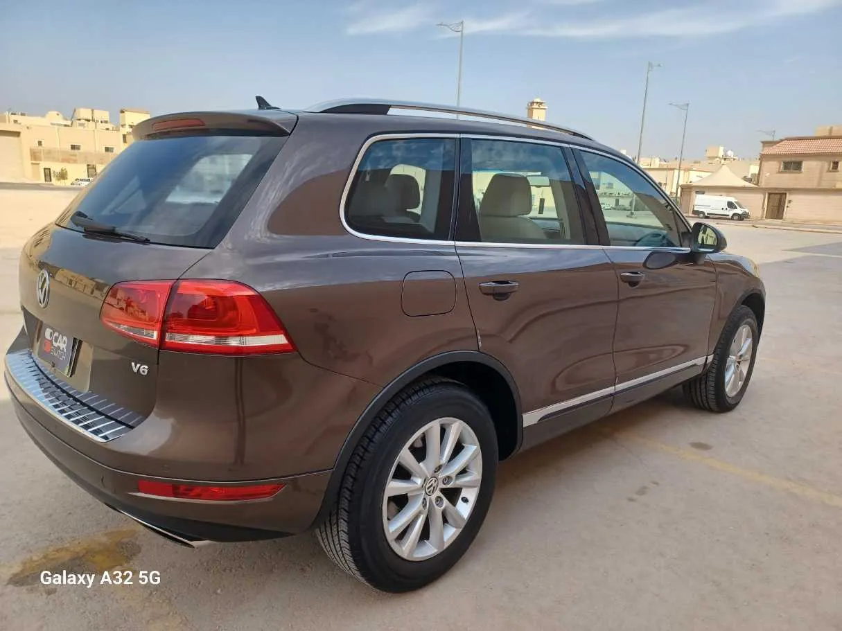 Volkswagen Touareg for sale: SAR 34,000 - 188,843 KM, 2014 | CarSwitch