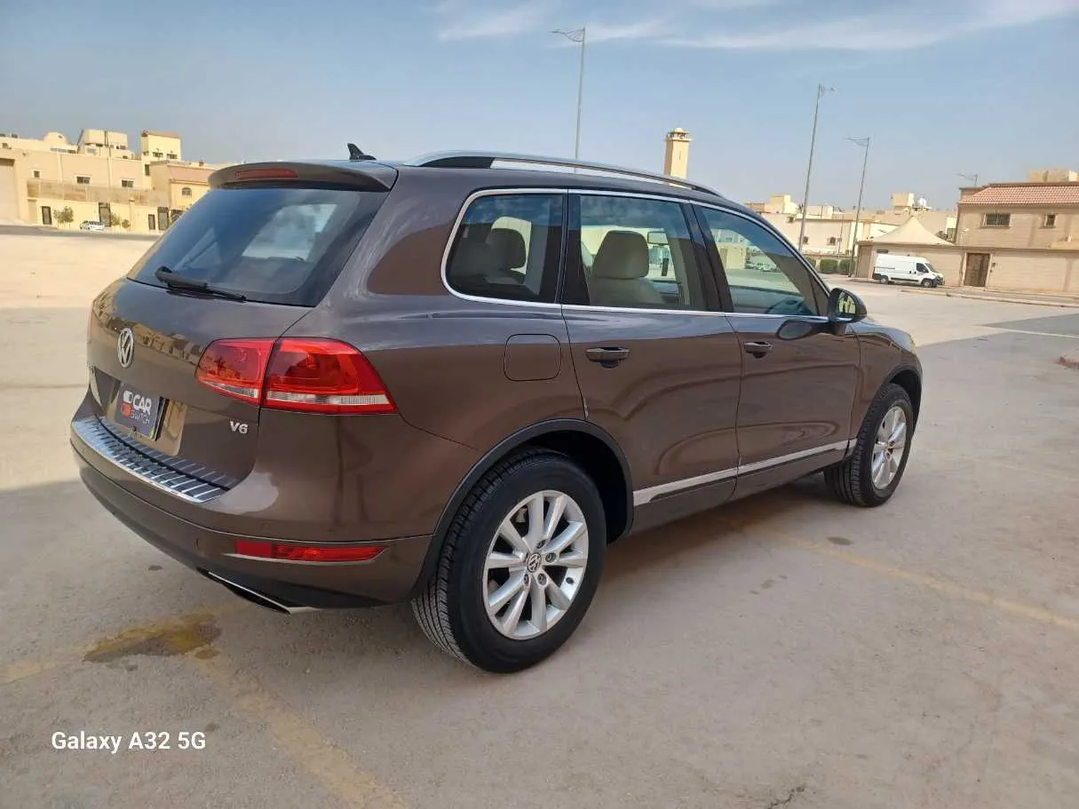 Volkswagen Touareg for sale: SAR 34,000 - 188,843 KM, 2014 | CarSwitch