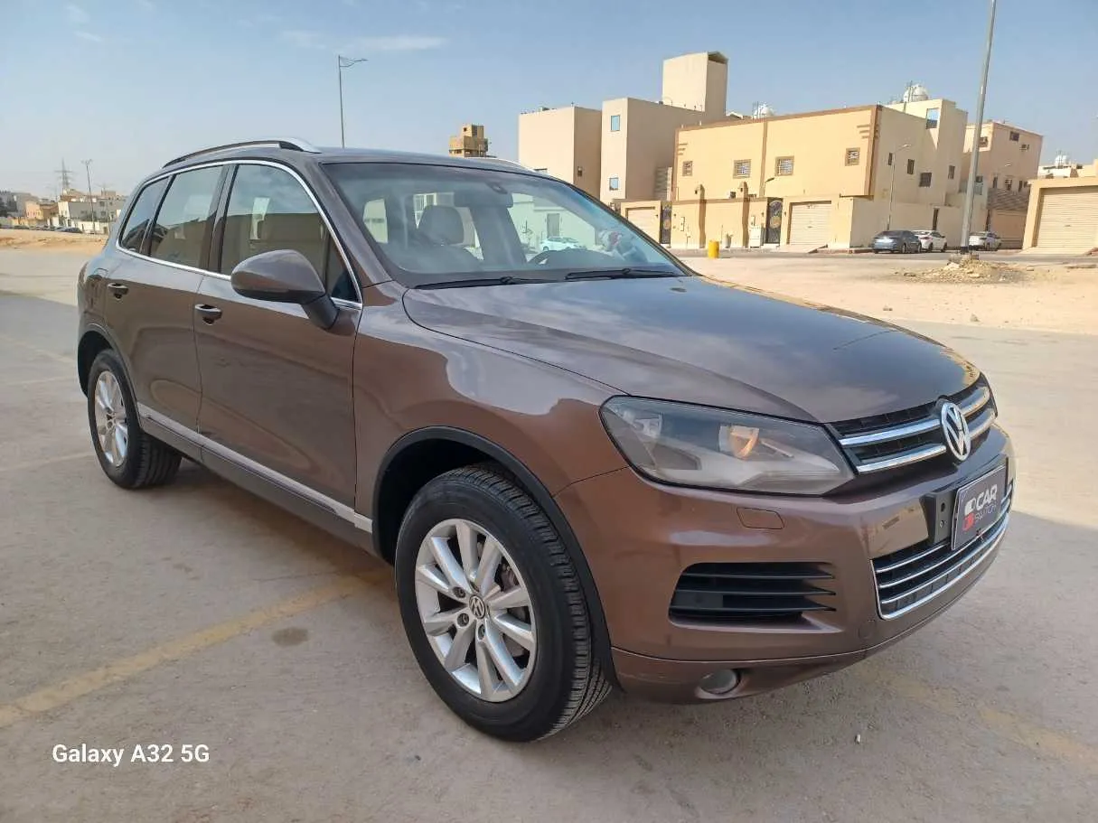 Volkswagen Touareg for sale: SAR 34,000 - 188,843 KM, 2014 | CarSwitch