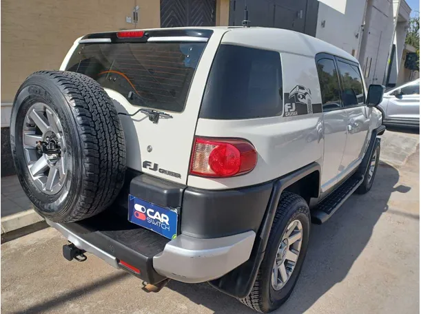 Toyota FJ Cruiser for sale: SAR 138,500 - 178,000 KM, 2022 | CarSwitch