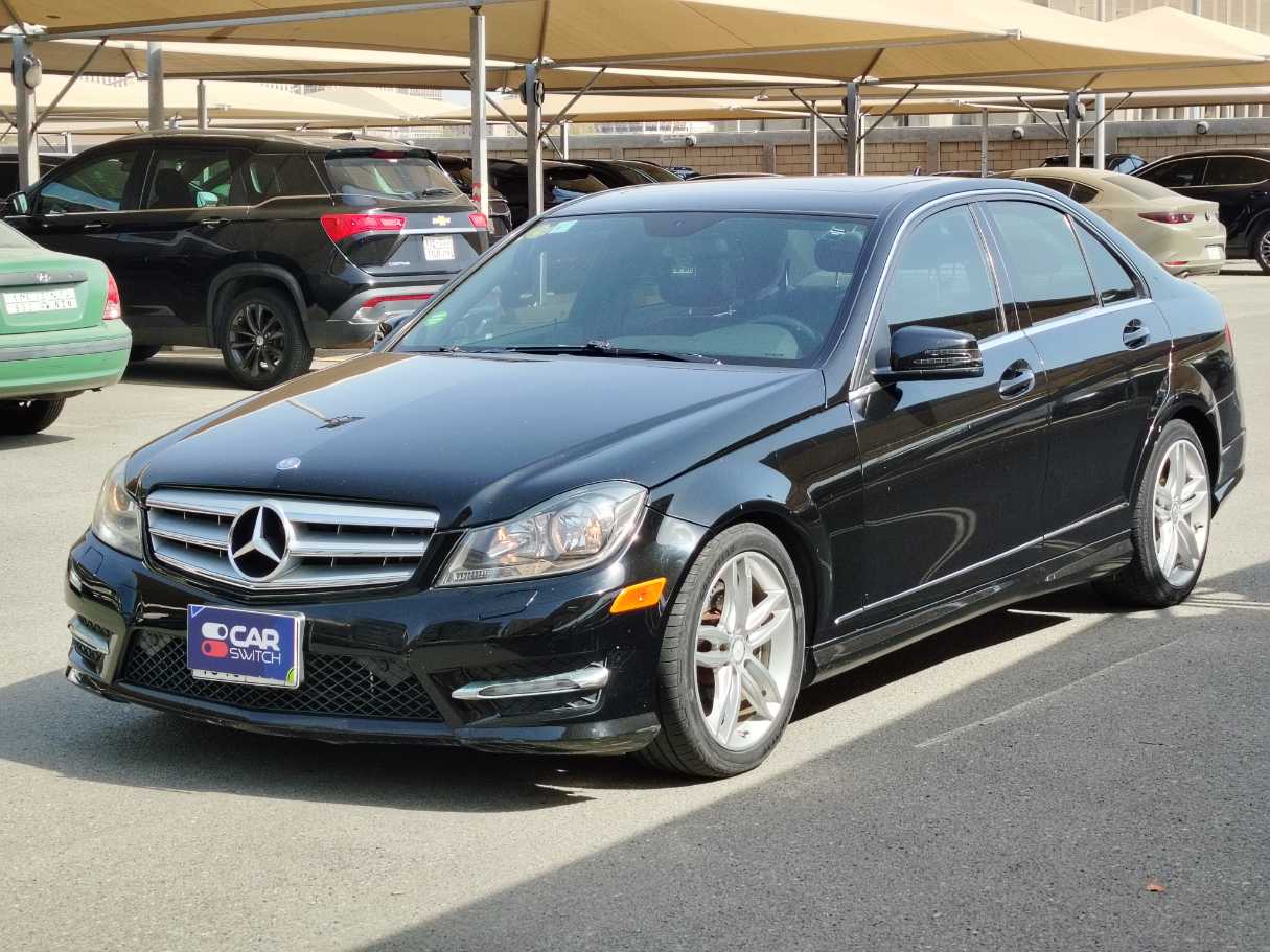 Mercedes C300 for sale: SAR 43,000 - 184,916 KM, 2013 | CarSwitch