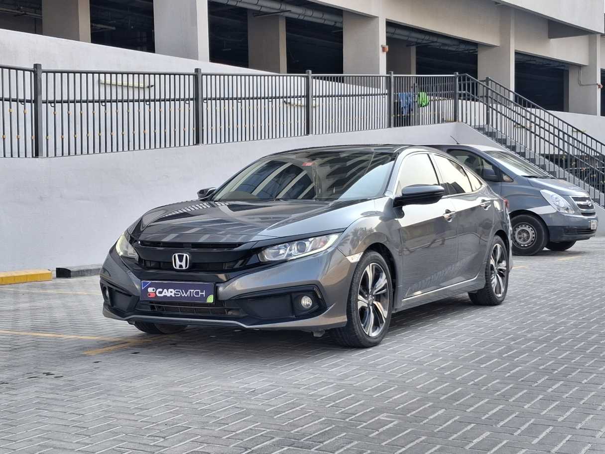 Honda Civic for sale: AED 49,500 - 117,200 KM, 2020 | CarSwitch