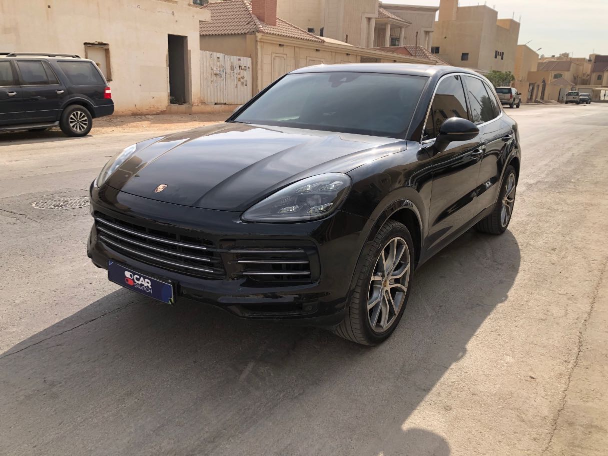 Porsche Cayenne for sale: SAR 160,000 - 180,309 KM, 2019 | CarSwitch