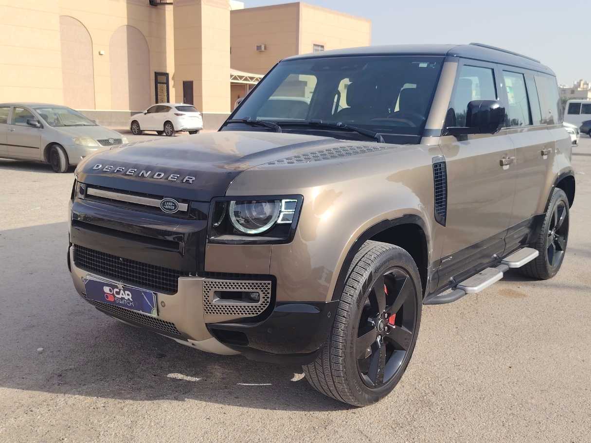 Land Rover Defender for sale: SAR 325,000 - 63,000 KM, 2023 | CarSwitch
