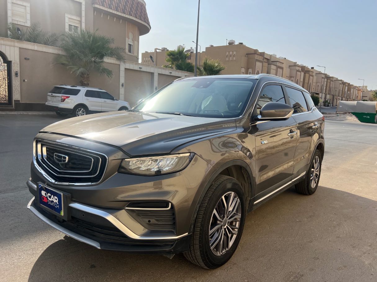 Geely Azkarra for sale: AED SAR 39,000 - 77,138 KM, 2021 | CarSwitch