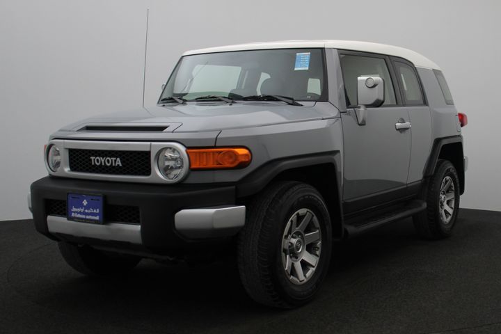 Toyota FJ Cruiser for sale: AED AED 134,990 - 95,736 KM, 2022 | CarSwitch